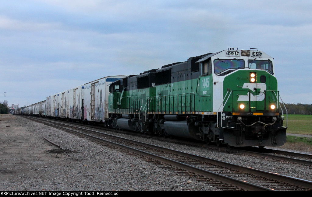 BNSF 1445